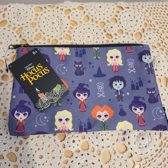 Loungefly | Bags | Loungefly Disney Hocus Pocus Chibi Characters Makeup ...